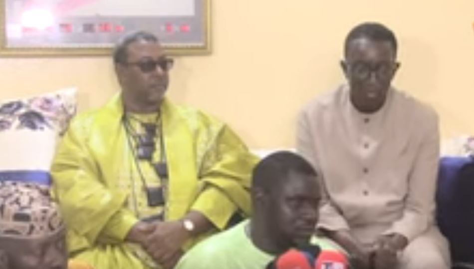 PM AMADOU BA CHEZ LE KHALIF DE SERIGNE ABDOUL AZIZ AIDARA CHEIKH NAHMA ...